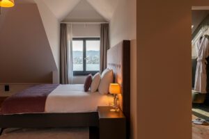 The Mansion - Atrium Residences