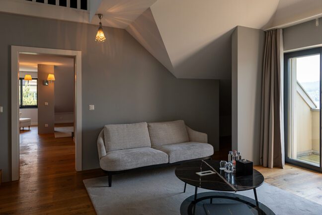 The Mansion - Atrium Residences